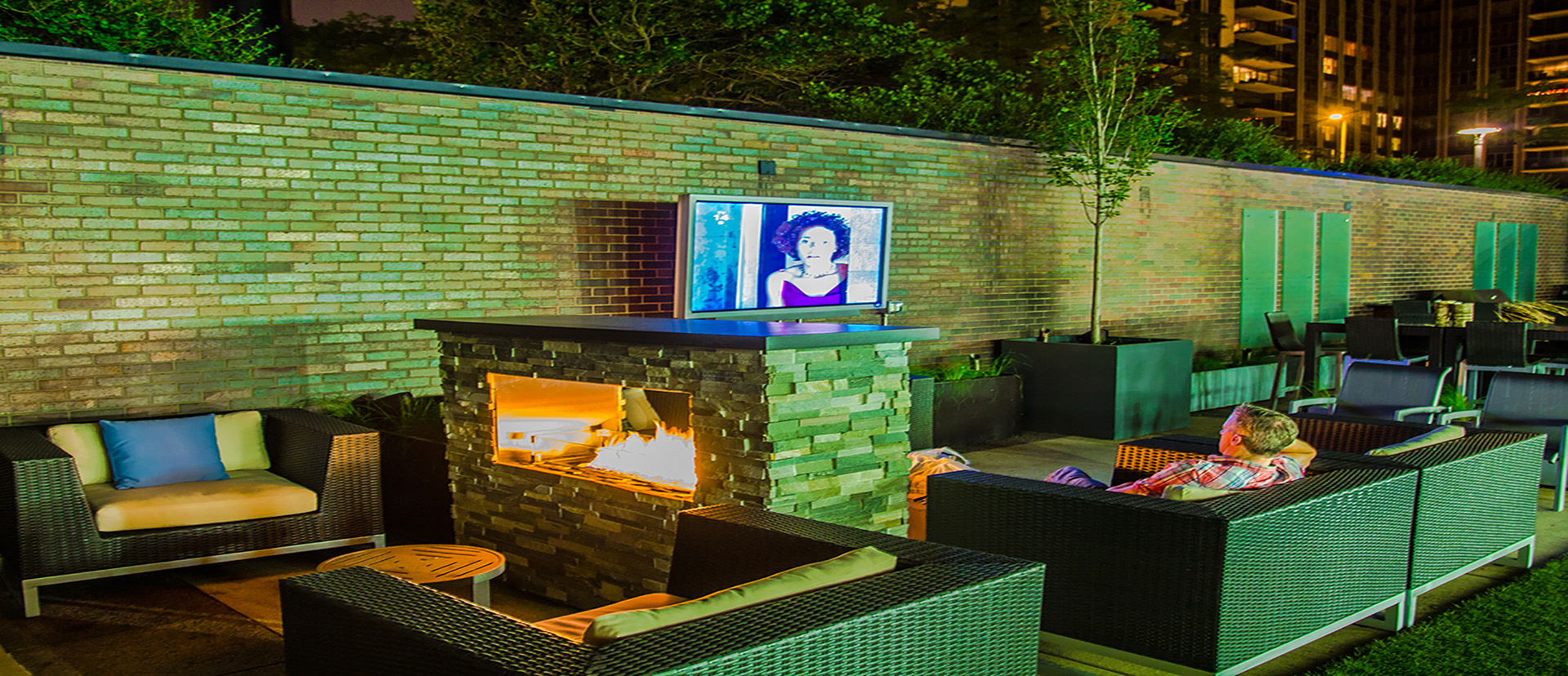 FireBoulder – Timeless Stone and Brilliant Fire