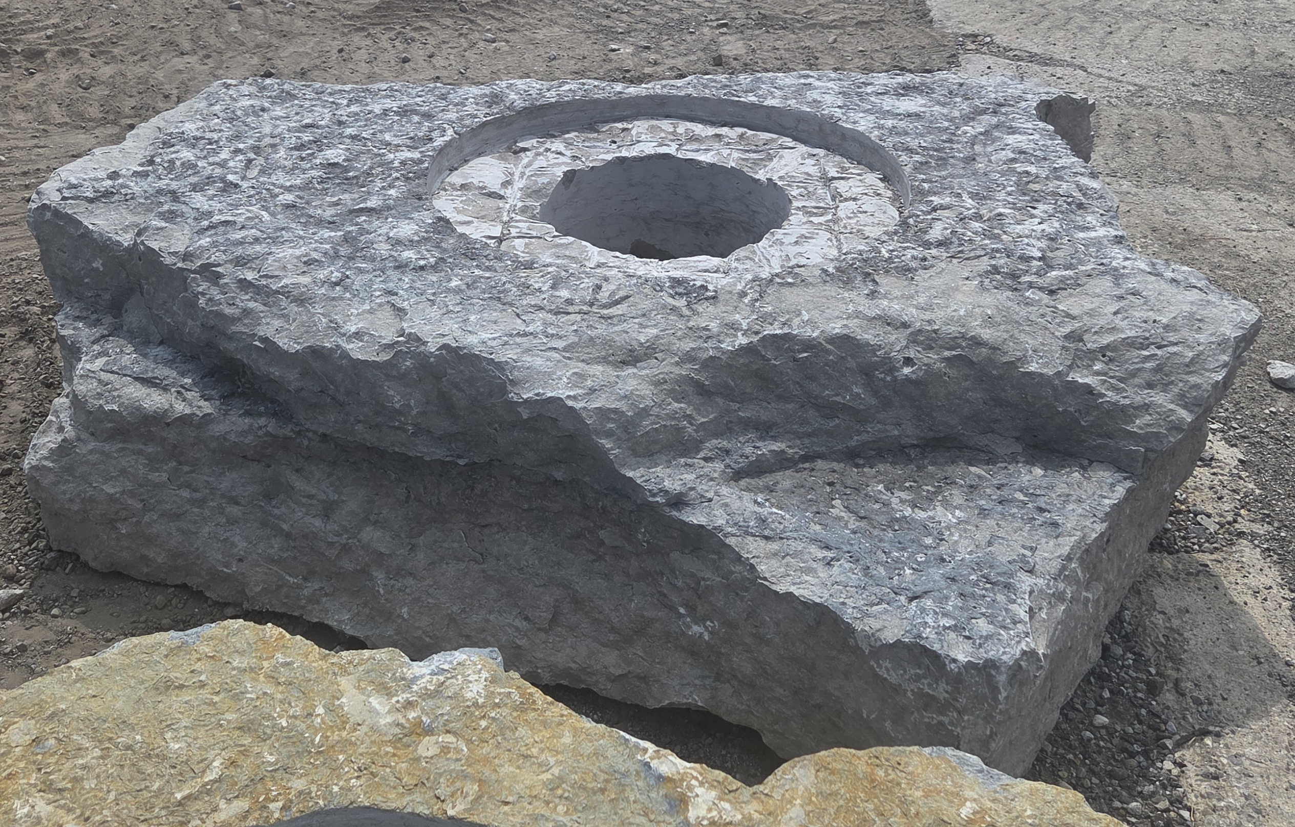 1779CJ Jumbo Fireboulder – Fireboulder.com | Natural Stone, Fire Pits ...